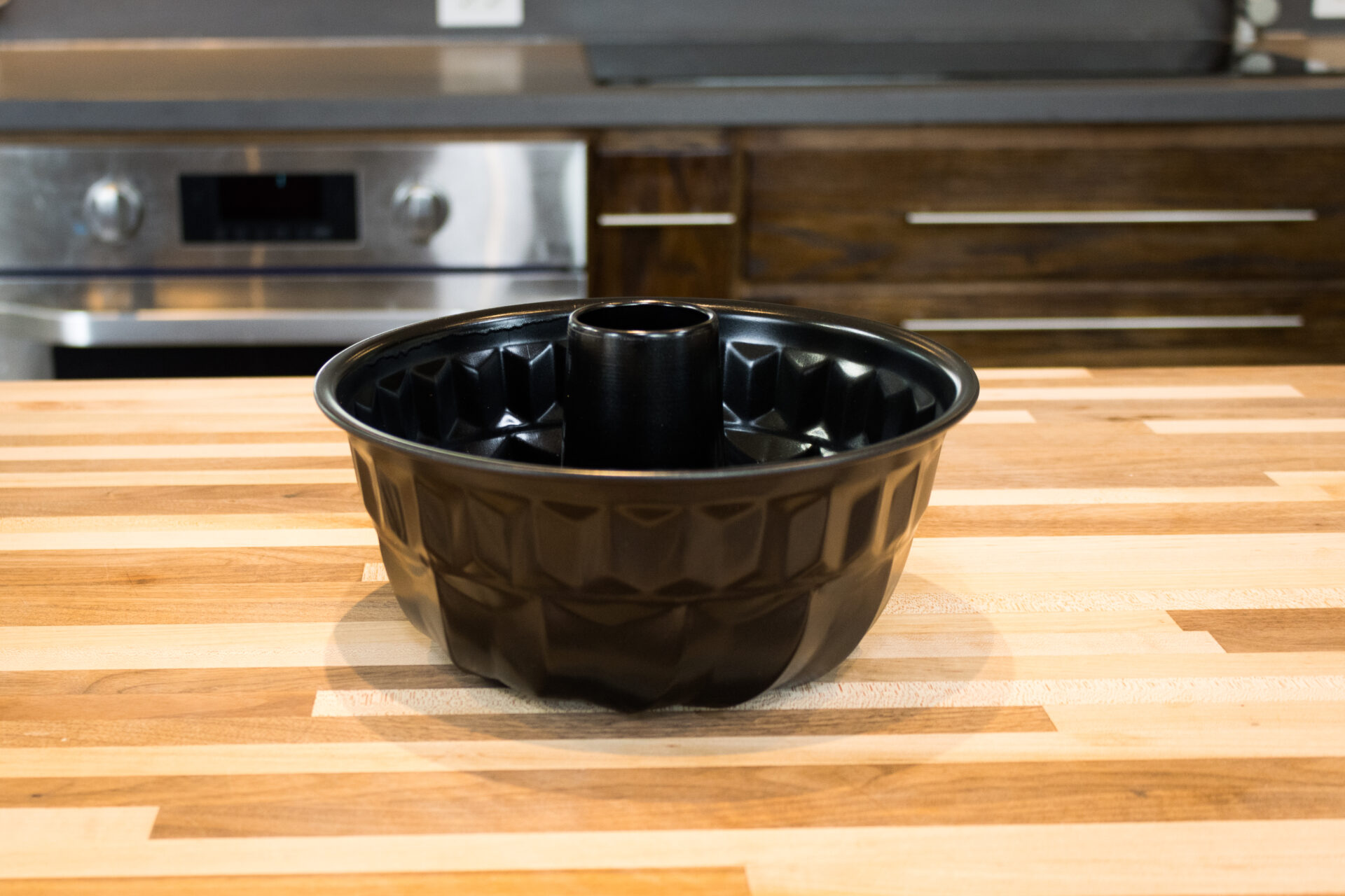 Bundt Cake Pan - CookingHub