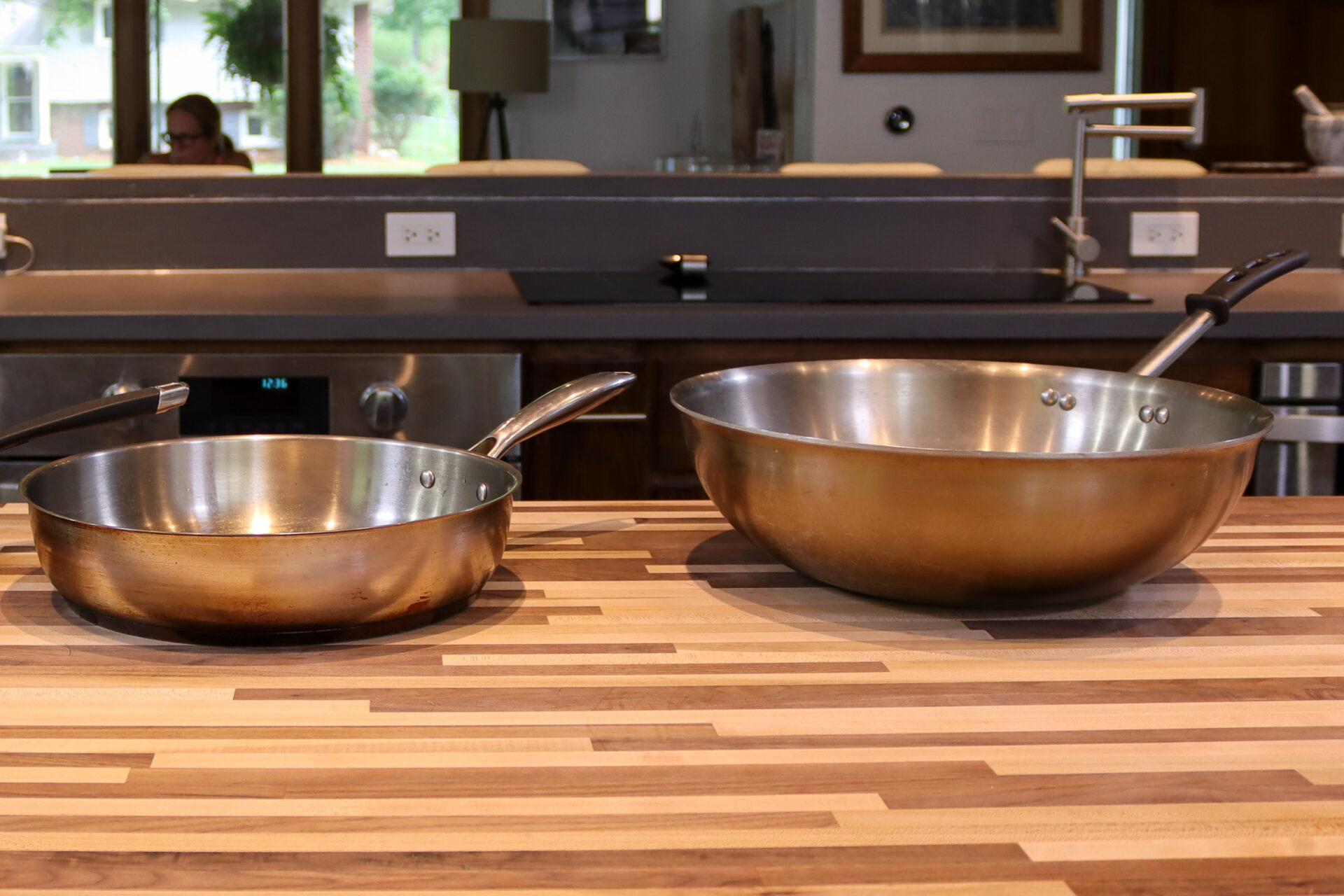 Large Sauté Pan or Stir Fry Pan - CookingHub