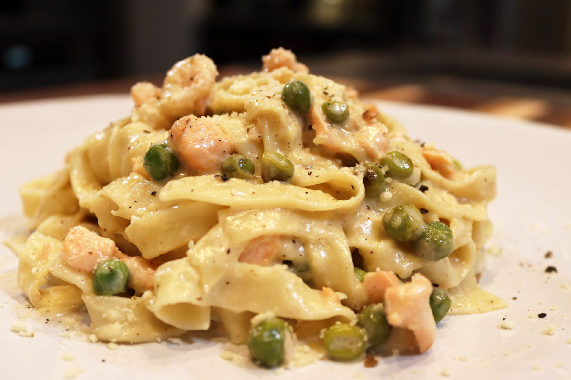 Fettuccine Alfredo With Salmon Cookinghub
