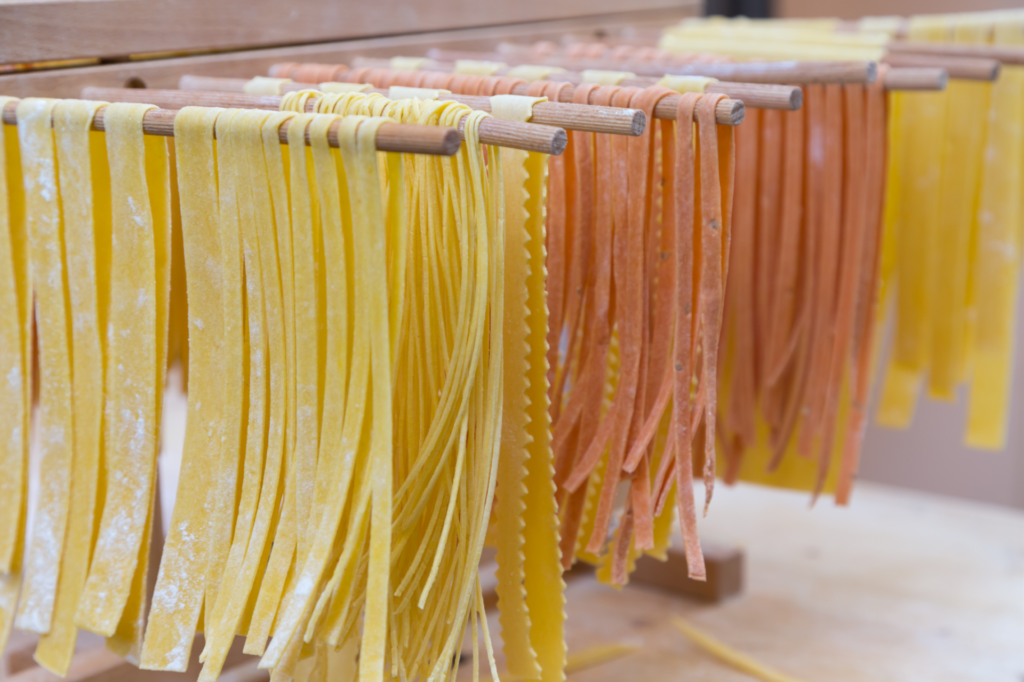 How to Dry Pasta (A Step-by-Step Guide) - CookingHub